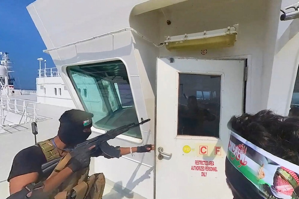 Yemeni fighter going into Galaxy Leader – Fighting Words